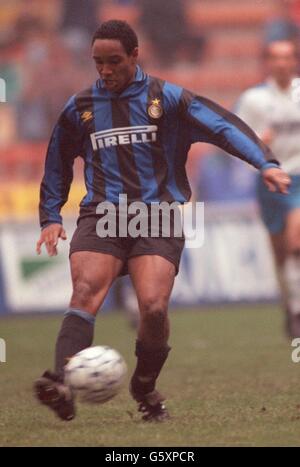 Italian Soccer. Paul Ince, Inter Milan Teapot Stock Photo - Alamy
