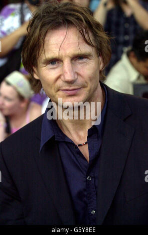 Liam Neeson at the Los Angeles premiere of 'Unknown' held at the Mann ...