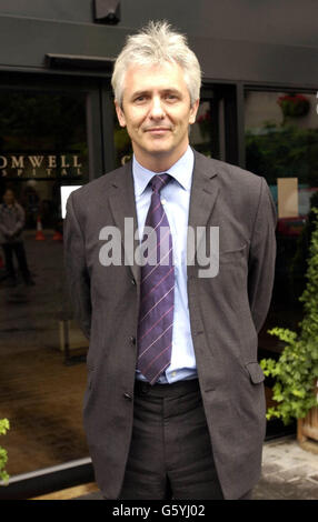 Nigel Heaton, the consultant Surgeon at the Cromwell Hospital in West ...