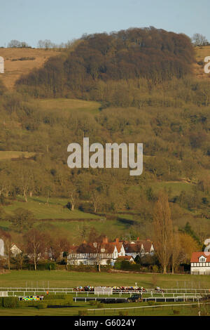 Runners and riders in the Weatherbys Racing Bank Handicap Hurdle with ...