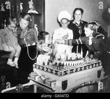 Princess Irene of The Netherlands (R-L) , Prince Jaime and Princess ...