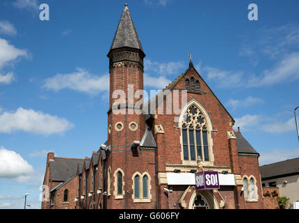 SO! Bar in Chesterfield is a converted church building Stock Photo - Alamy