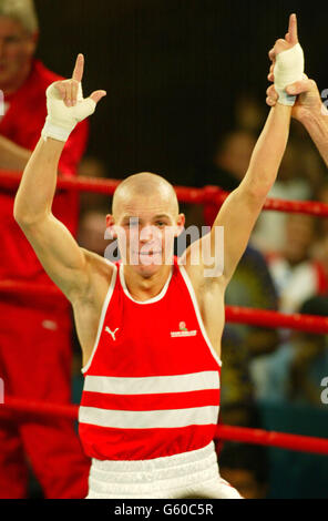 Mark Moran v David Munyasia Stock Photo - Alamy