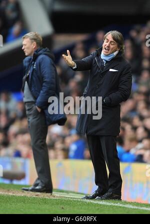 David Moyes manager of Everton reacts in the technical area during the ...