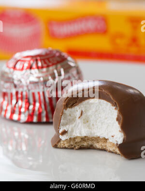 Tunnock's tea cakes Stock Photo - Alamy