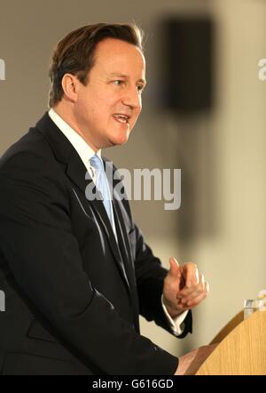 Cameron speech on immigration Stock Photo - Alamy