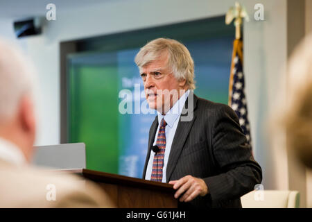 David Satter, Senior Fellow, Hudson Institute and Author, speaking at ...