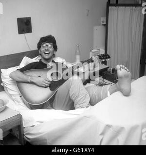 Music - Freddie and the Dreamers vocalist Freddie Garrity in hospital ...
