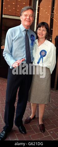 ALAN AND JANE CLARK. FORMER TORY MINISTER ALAN CLARK AND HIS WIFE JANE ...