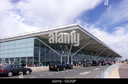 London Stansted Airport main terminal building interior and easyjet ...
