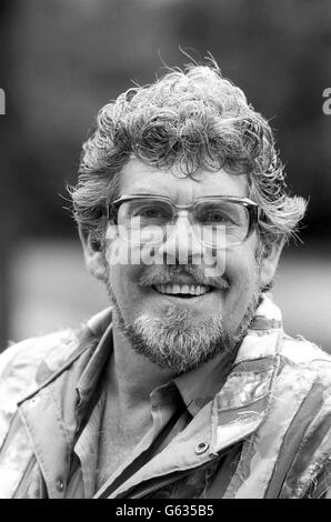 Entertainment - Australian entertainer and cartoonist Rolf Harris, OBE ...
