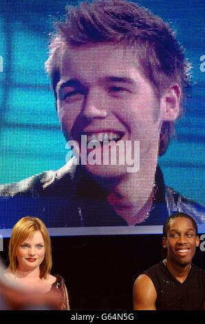 Sneddon wins Fame Academy Stock Photo - Alamy