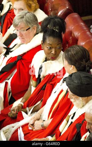 Queen Elizabeth II and Floella Benjamin Queen Elizabeth II officially ...