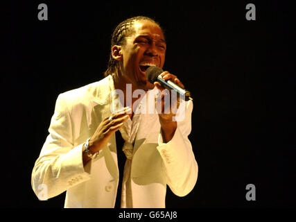 Lemar Obika, performs during grand final of Fame Academy, at Shepperton ...