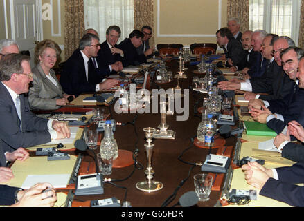 Margaret Thatcher and Cabinet on Front Bench Stock Photo - Alamy