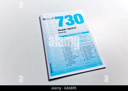 730 Model, Italian income tax return Stock Photo - Alamy