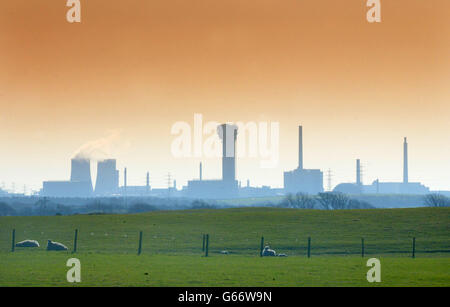 General view of the BNFL Sellafield Nuclear power plant in Cumbria ...