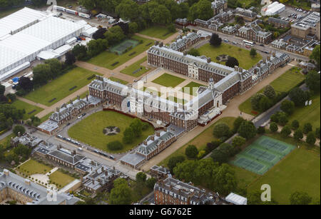 aerial view of the Royal Hospital Chelsea & RHS Chelsea flower show ...