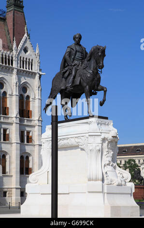 Hungary, Budapest, statue of Count Gyula Andrassy, Parliament Square ...