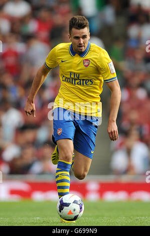 Soccer - Emirates Cup 2013 - Arsenal v Galatasaray - Emirates Stadium ...