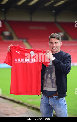 Footballer Adam Hammill signing for Barnsley Football Club, Oakwell ...