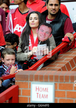 Wayne Rooney Mask Stock Photo - Alamy