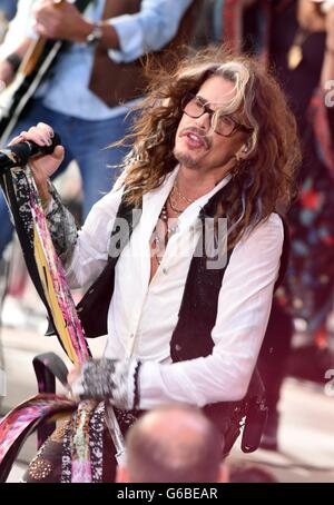 Steven Tyler on stage for NBC Today Show Concert with Steven Tyler ...