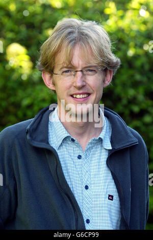 Brian Winder and Anne, were tricked out of 5,000 by conman Michael ...