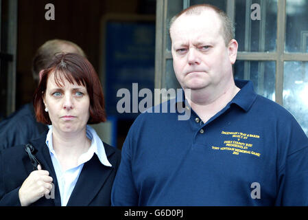 Tony Clowes death court case Stock Photo - Alamy