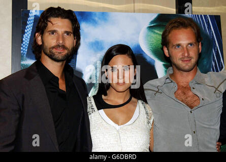 The Hulk Premiere - Bana & Connelly Stock Photo - Alamy