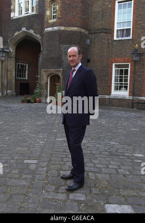The new Senior Equerry to HRH The Prince of Wales Rupert Lendrum, 46 ...
