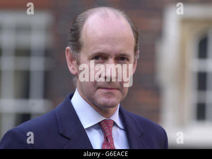 The new Senior Equerry to HRH The Prince of Wales Rupert Lendrum, 46 ...