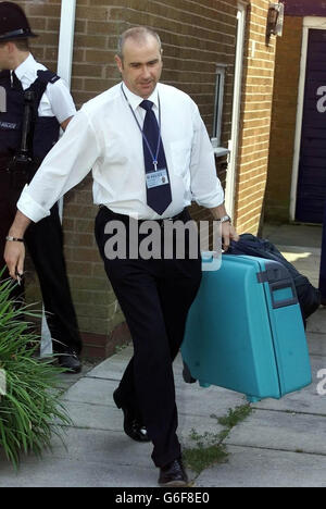 GIRL IN THE CASE, from left: Edmund Lowe, Janis Carter, 1944 Stock ...