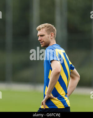Arsenal's Per Mertesacker during a training session on the UEFA ...