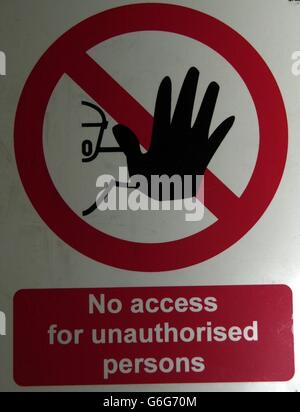 No Access for unauthorised persons sign Stock Photo - Alamy