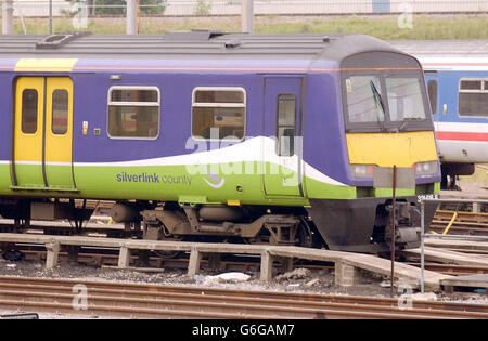 Silverlink Trains class 321, Birmingham New Street station, West Stock ...