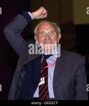 Jack Jones Labour former union leader of the Transport and General ...