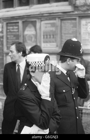Bomb explosion in Westminster Abbey 11 June 1914 . At approximately 5 ...