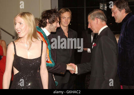 WOOLGAR,SHEEN,MOORE, BRIGHT YOUNG THINGS, 2003 Stock Photo - Alamy