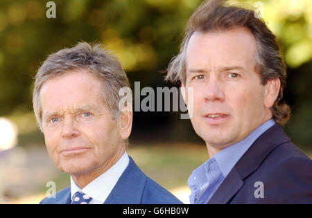 Pen Hadow and Simon Murray - expedition Stock Photo - Alamy