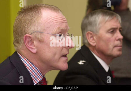 Detective Superintendent Stuart Newberry (left) and Chief ...