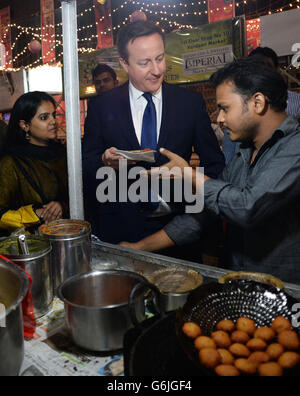 Cameron visits India Stock Photo - Alamy