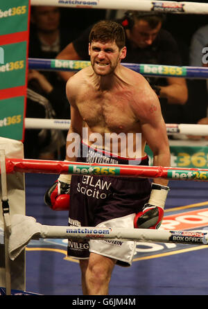 Rocky Fielding celebrates knocking down Luke Blackledge in their ...