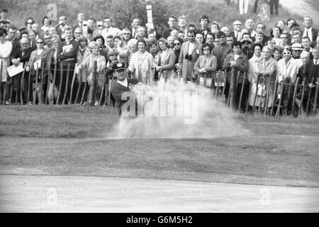 American Ryder Cup golfer Ken Venturi and his wife, Connie, after ...