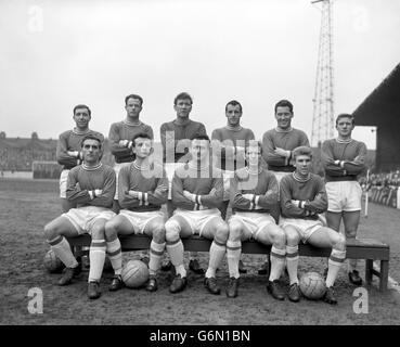 Eddie Lewis, Leyton Orient Stock Photo - Alamy