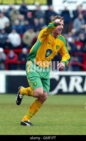 Norwich City's Iwan Roberts celebrates victory against Wolverhampton ...