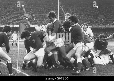 Rugby Union - 1981 Five Nations Championship - Wales v England ...