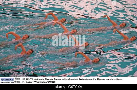 Chinese Team in the Synchronized Swimming competition at the 1994 World ...