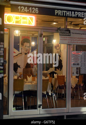 Preem & Prithi Indian restaurant in Brick Lane, east London Stock Photo ...