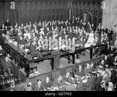 Lord Kitchener making his great recruiting speech at the Guildhall in ...